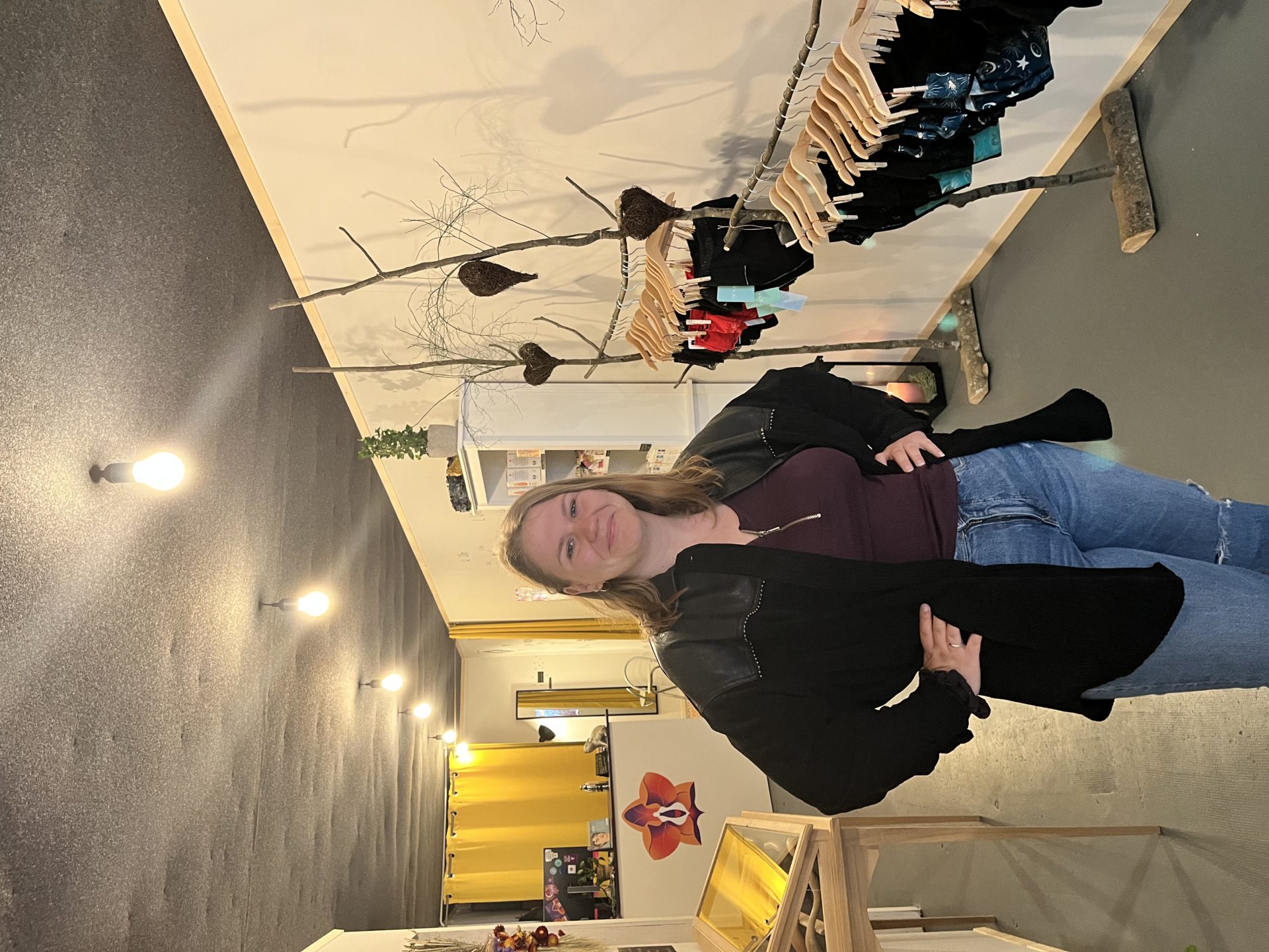 Mara_Bloom_Web_Illu – Spectrum